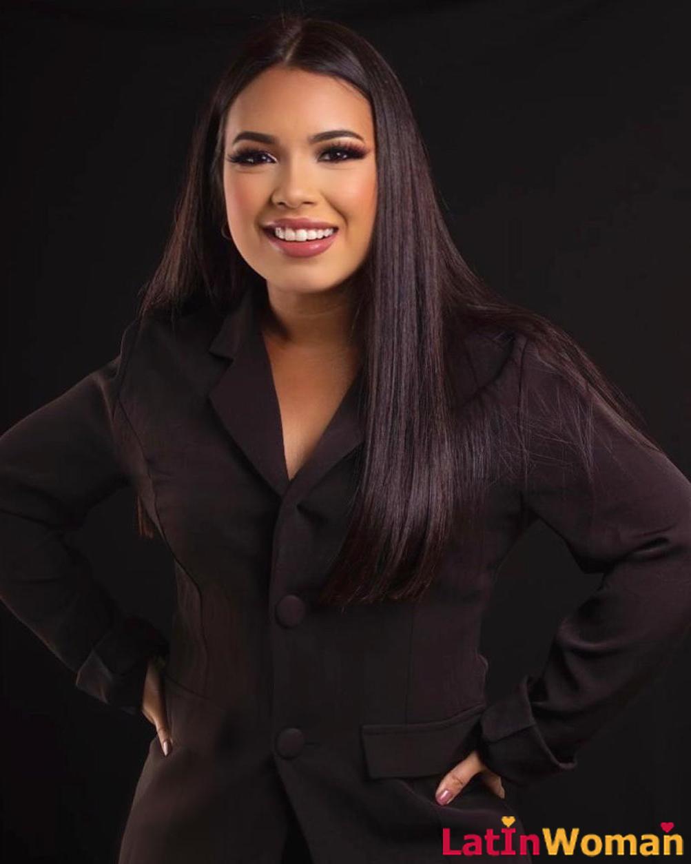 A Complete Guide to Romance with Venezuelan Women